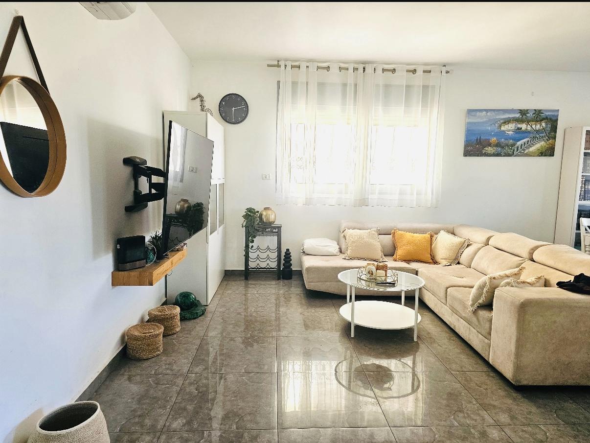 דירה למכירה 5 חדרים במרכז נתניה, דרך רזיאל 2730000 שח ש"ח נתניה והסביבה ...