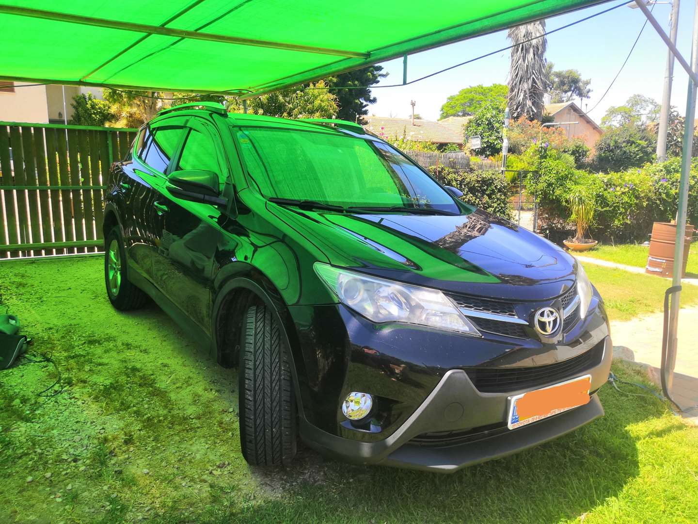  RAV 4 2015 2 900000 980000 