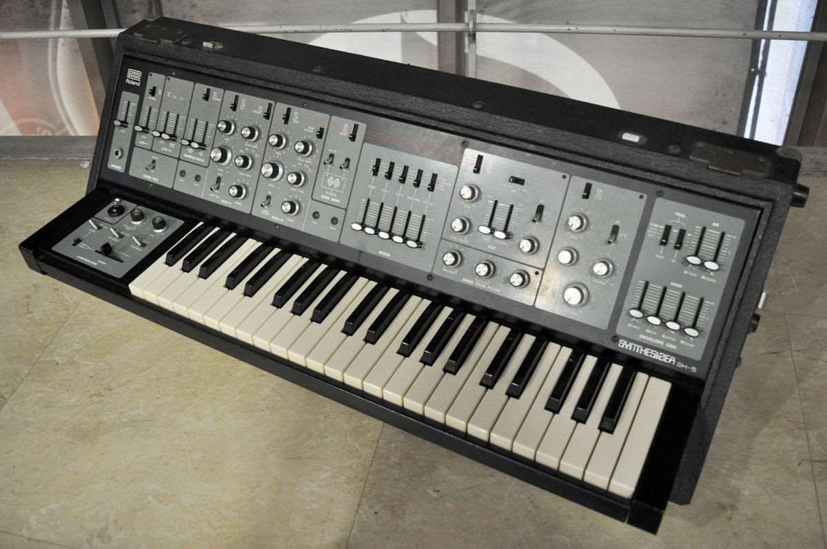 רולנד SH-5 SH5 וינטג אנלוגי למכירה באבו סנאן 10340 שח | כלי נגינה ...