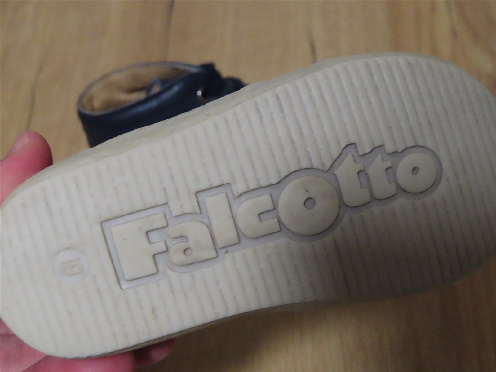 Falcotto shoes למכירה בבית שמש 300 שח | לתינוק ולילד - ביגוד והנעלה ...
